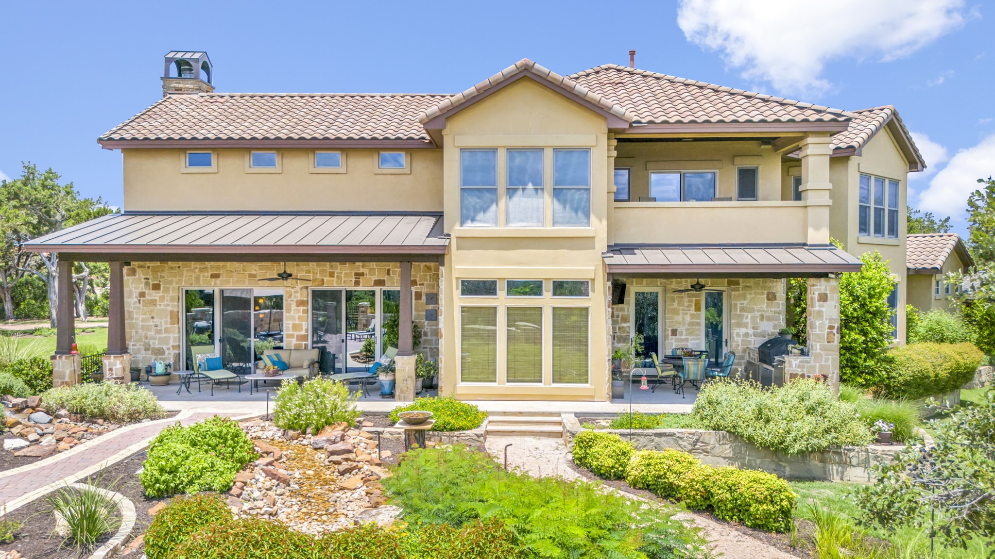 Transforming Spaces with Expert Landscapes Work | Structure Landscapes