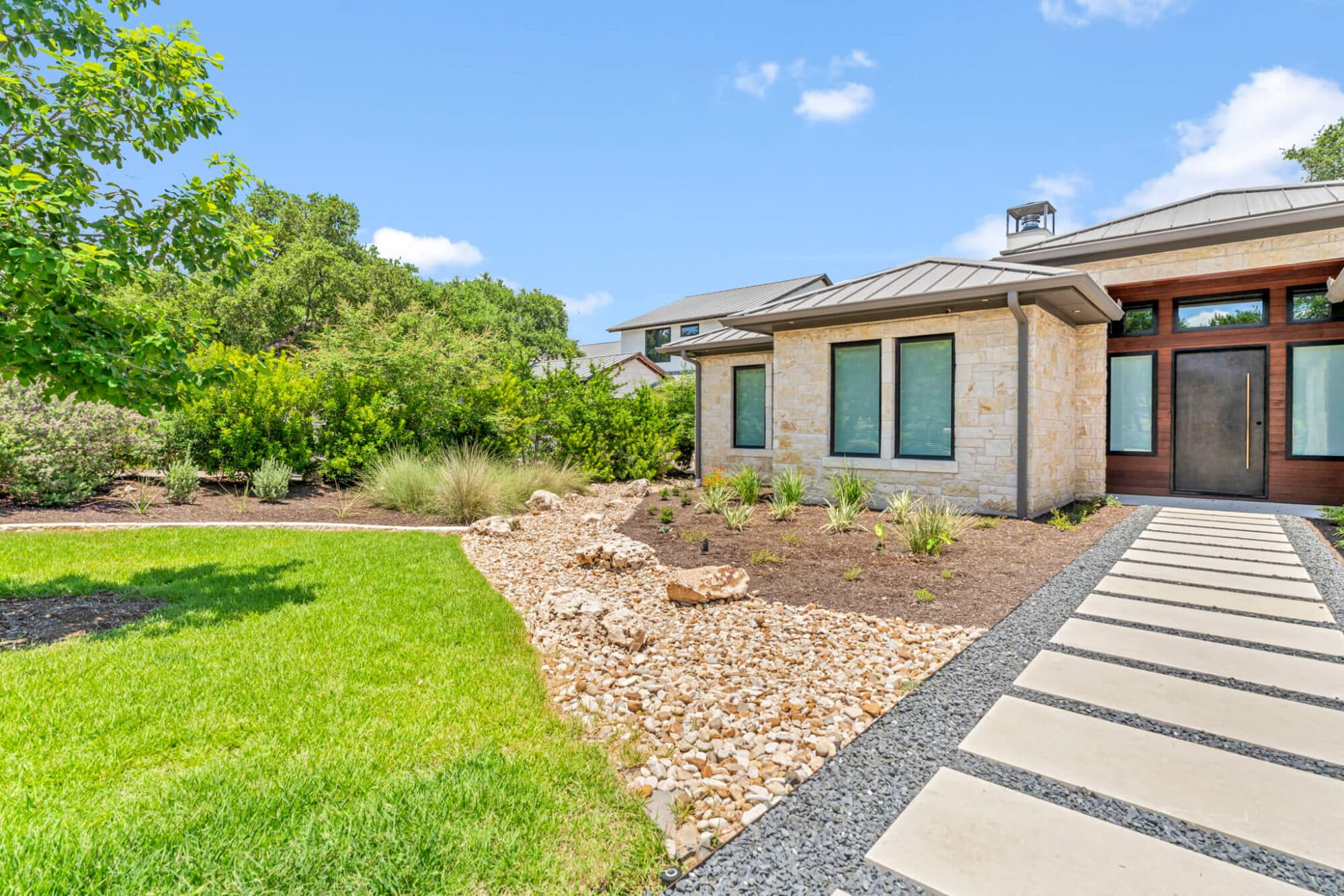 Lake Travis Garden Terrace - Structure Landscapes